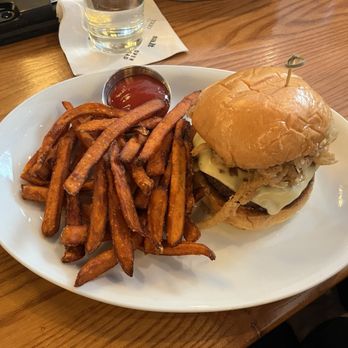 OPEN ROAD - ROSSLYN - Updated July 2024 - 186 Photos & 143 Reviews ...