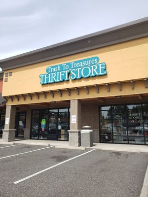 TRASH TO TREASURES - Updated May 2026 - 10 Photos - 436 W Bakerview Ave ...