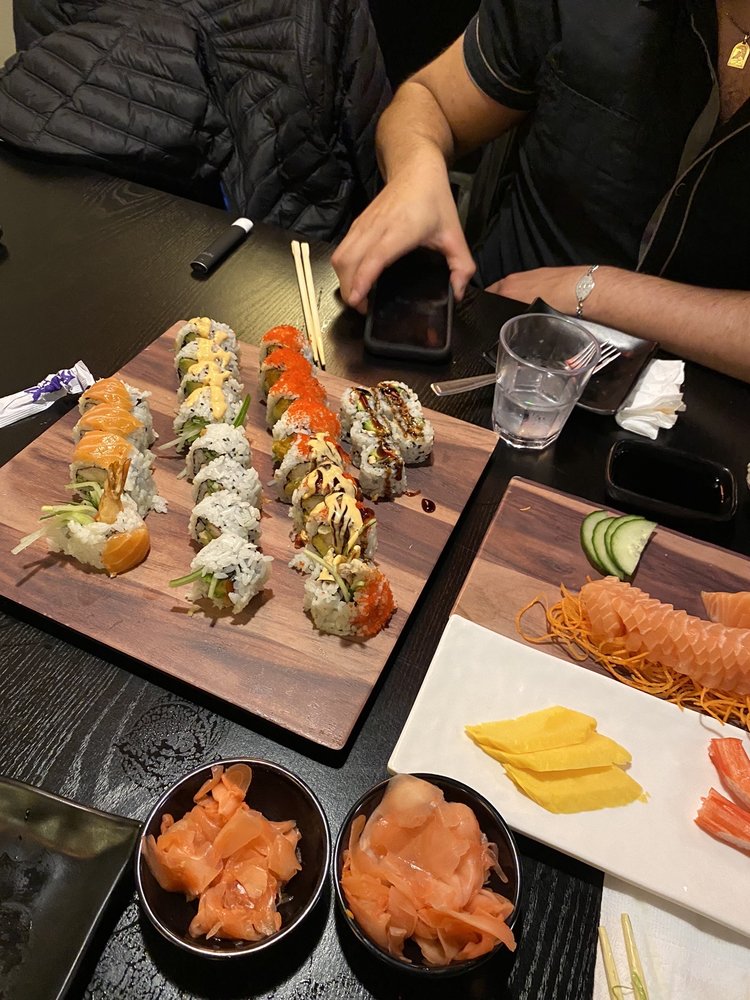 SUSHI PLUS - Updated July 2024 - 98 Photos & 59 Reviews - 1248 Beaumont ...