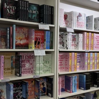 THE LAST CHAPTER BOOKSHOP - Updated November 2025 - 77 Photos - 16 ...