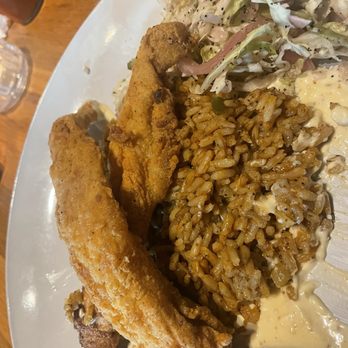 MAPLE TREE INN - Updated October 2024 - 792 Photos & 712 Reviews ...