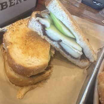 BURGER BENCH - Updated December 2025 - 191 Photos & 120 Reviews - 230 ...