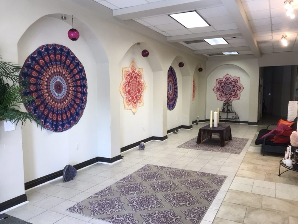 DULUTH’S PSYCHIC STUDIO - Updated September 2025 - 2266 Duluth Hwy ...