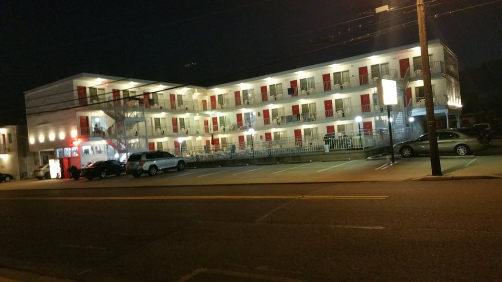 CARDINAL MOTEL - Updated January 2026 - 10 Reviews - 2300 Atlantic Ave ...