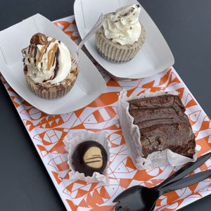 THE CHEESECAKERY - Updated September 2025 - 13 Photos - 8144 Beechmont ...