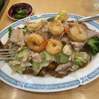 NEW TUNG KEE NOODLE - Updated November 2024 - 867 Photos & 408 Reviews ...