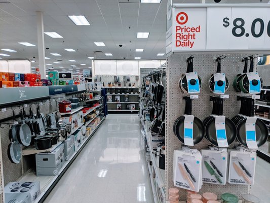 TARGET - Updated August 2025 - 45 Photos & 39 Reviews - 3790 Center St ...