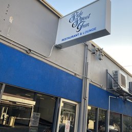SIDE STREET INN - Updated February 2025 - 3321 Photos & 2125 Reviews ...