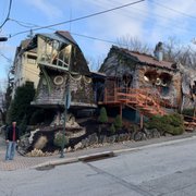 HYDE PARK MUSHROOM HOUSE - 43 Photos & 10 Reviews - 3331 Erie Ave ...