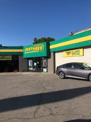 JUST TIRES - Updated September 2025 - 60 Photos & 271 Reviews - 4708 ...
