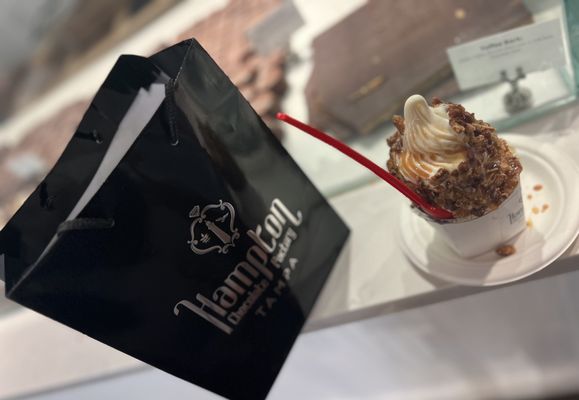 HAMPTON CHOCOLATE FACTORY - Updated July 2024 - 394 Photos & 158 ...