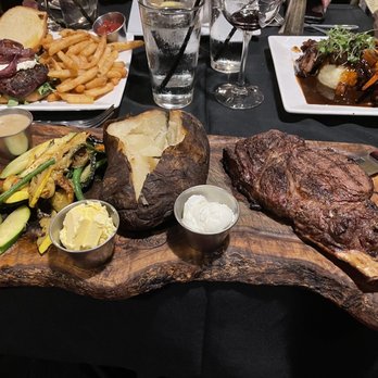 CHASE’S RESTAURANT *OLD TOWN LA VERNE* - Updated May 2024 - 881 Photos ...