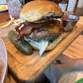 SMASHING GRAPES - Updated December 2025 - 523 Photos & 362 Reviews ...