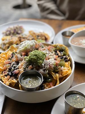 SEIS KITCHEN - 824 Photos & 908 Reviews - 130 S Avenida Del Convento ...