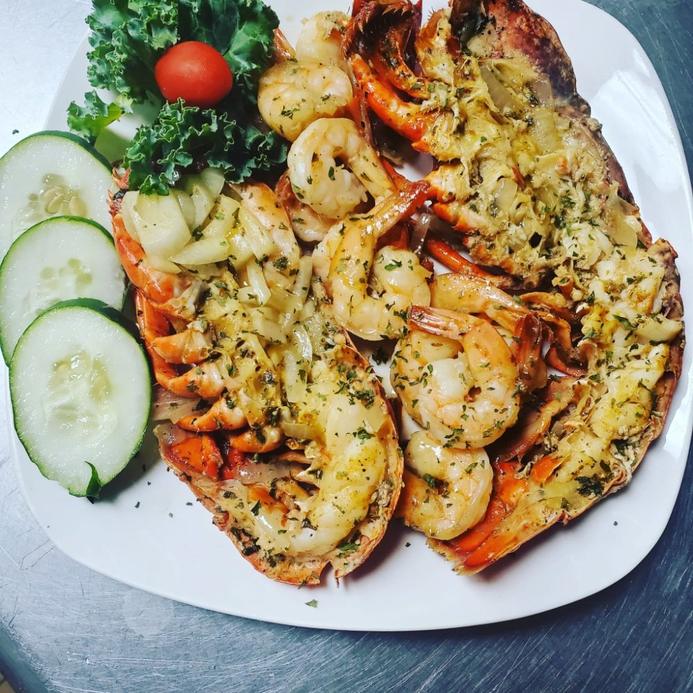 VYBEZ ON THE MAIN - Updated December 2025 - 42 Photos - 24 Main St ...