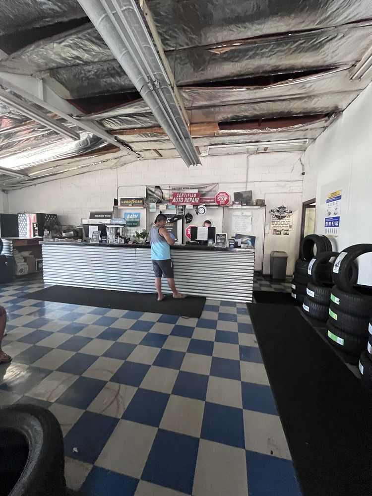 MANUELS - Updated October 2025 - 26 Reviews - 330 W Foothill Blvd ...