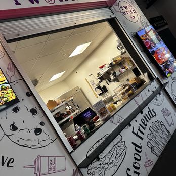 TWO MIXED UP - Updated December 2025 - 69 Photos & 33 Reviews - 520 N ...