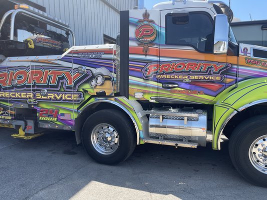 PRIORITY WRECKER SERVICE - Updated October 2025 - 33 Photos & 139 ...