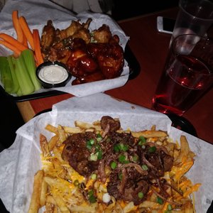ANTHILL PUB & GRILLE - 202 Photos & 388 Reviews - 4200 Campus Dr ...