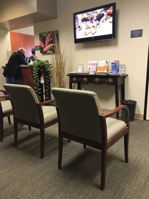 SHAHRAM JAVAHERI, MD - Updated December 2025 - 14 Reviews - 26921 Crown ...