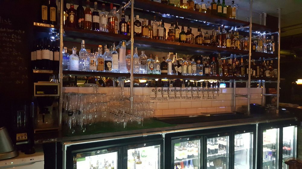 FOUR QUARTERS EAST - Updated June 2024 - 24 East Bay Lane, London ...