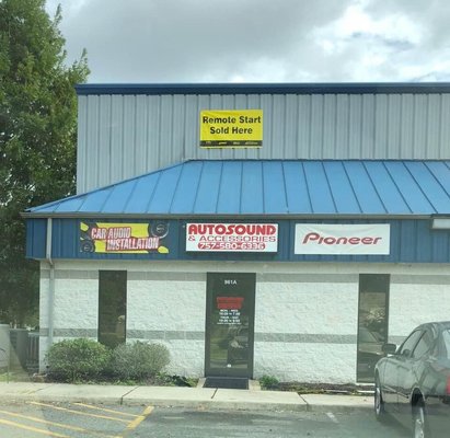Auto sound accessories store