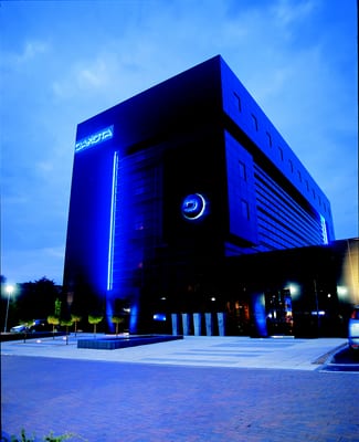 MOUR HOTEL - Updated April 2024 - Lake View Drive, Nottingham, United ...