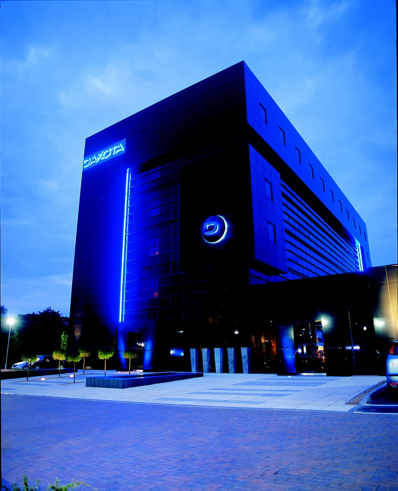 MOUR HOTEL - Updated April 2024 - Lake View Drive, Nottingham, United ...