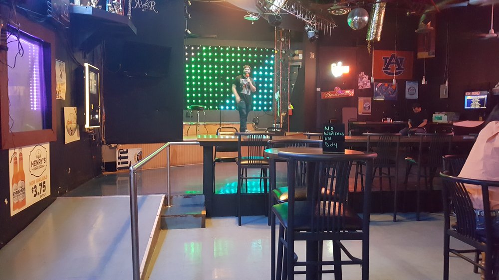 R & R SPORTS BAR & GRILL - 21 Reviews - 1840 Barker Cypress Rd, Houston ...