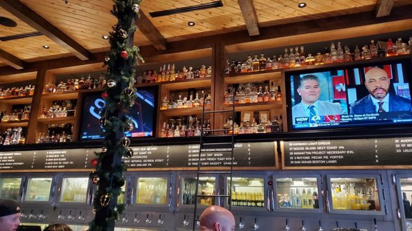 UNION BEAR BREWING COMPANY - Updated September 2025 - 1559 Photos ...