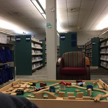 BRIGHTON MEMORIAL LIBRARY - Updated September 2025 - 27 Photos - 2300 ...