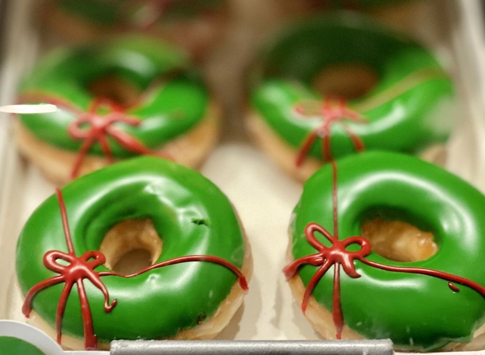 KRISPY KREME with 322 Reviews & 418 Photos - 2 Penn Plz, New York, New ...