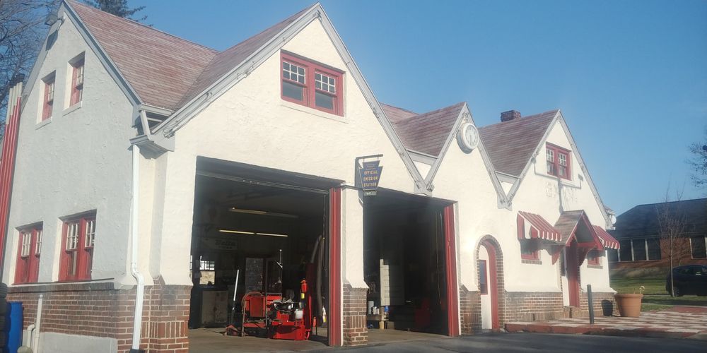 COLLEGE HEIGHTS SERVICE STATION - Updated August 2025 - 803 N Atherton ...