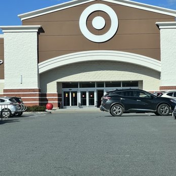 TARGET - Updated October 2025 - 38 Photos & 20 Reviews - 4028 Wards Rd ...