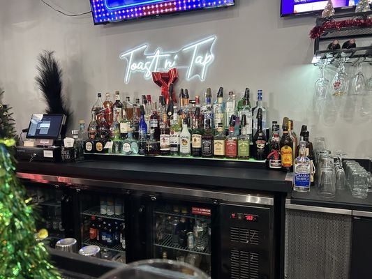 TOAST N’ TAP - Updated September 2025 - 26 Photos & 26 Reviews - 45 ...