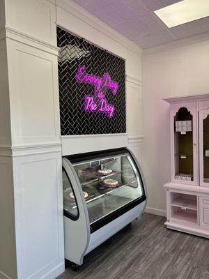 PIEFECTION - Updated December 2025 - 70 Photos & 91 Reviews - 2100 W ...