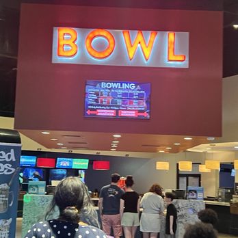 PINSTACK - Updated December 2025 - 188 Photos & 265 Reviews - 635 ...