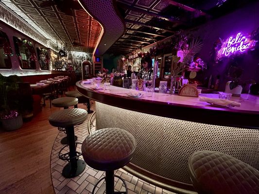 PAPI - Updated November 2025 - 272 Photos & 101 Reviews - 18 Exchange ...