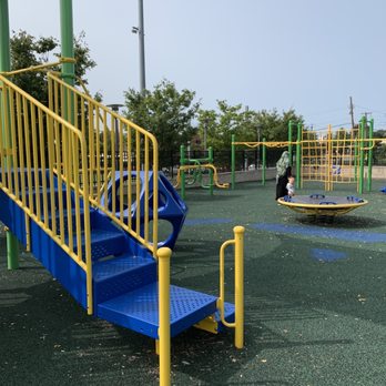 DEANWOOD RECREATION CENTER AND LIBRARY - Updated January 2026 - 14 ...