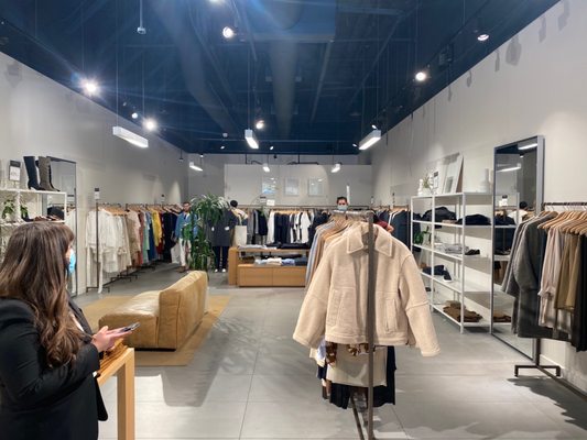 VINCE OUTLET - Updated July 2025 - 10 Photos & 14 Reviews - 48650 ...