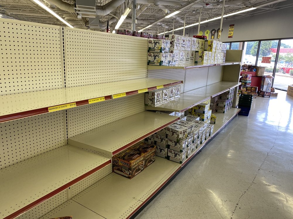 GREAT GRIZZLY FIREWORKS - 27 Photos - Fireworks - 5300 Frontage Rd ...