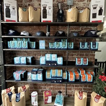 HUB COFFEE ROASTERS - Updated June 2024 - 709 Photos & 522 Reviews ...