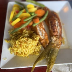 MARKER 92 WATERFRONT BAR & BISTRO - Updated December 2024 - 103 Photos ...