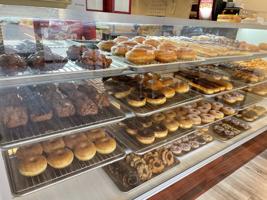 KJ DONUTS - Updated January 2025 - 20 Photos & 41 Reviews - 9320 Elk ...