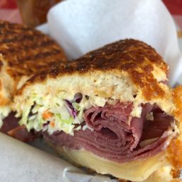 MICHAEL’S DELI - Updated December 2025 - 277 Photos & 356 Reviews - 628 ...