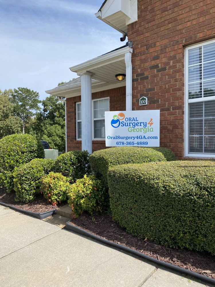 Oral Surgeon Woodstock Ga