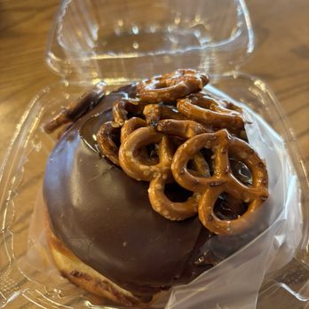 HILL DONUT CO.& PANCAKE HOUSE - Updated July 2025 - 76 Photos & 41 ...