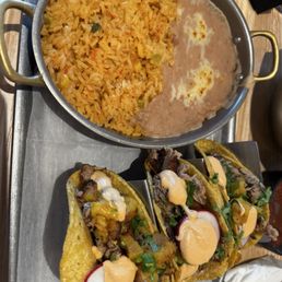 LA PARRILLA - Updated May 2025 - 25 Photos & 35 Reviews - 140 Tanger ...