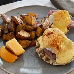 FARM HOUSE - Updated September 2025 - 903 Photos & 623 Reviews - 1301 ...