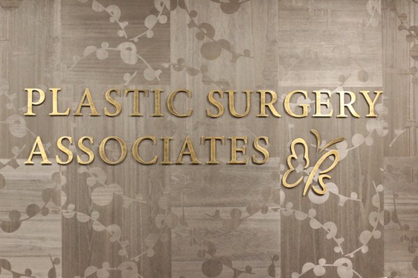 PLASTIC SURGERY ASSOCIATES - Updated January 2026 - 15 Photos - 220 ...